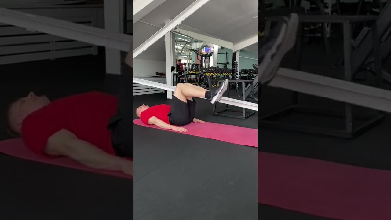Подъемы ног лежа