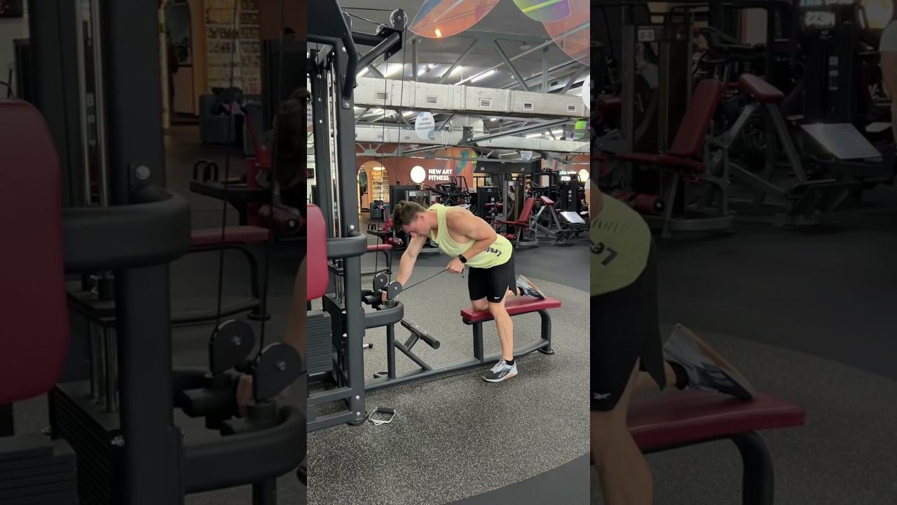 Разгибание руки с горизонтального блока