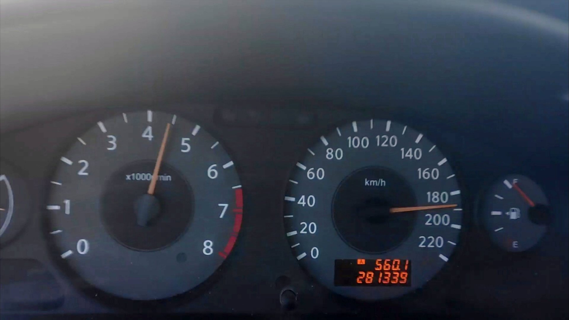 Контрактная 4M40 с ГП 3.8 на Almera Classic