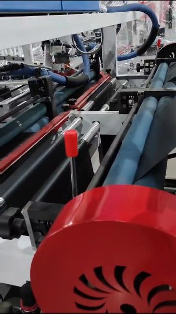 Высокоскоростное двухпоточное оборудование для производства курьерских пакетов XY-D700х2 (тесты1)