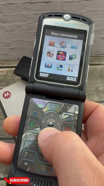 Motorola Razr V3 Hello Moto ✓ по прозвищу RAZR 📱🤯👍🚀