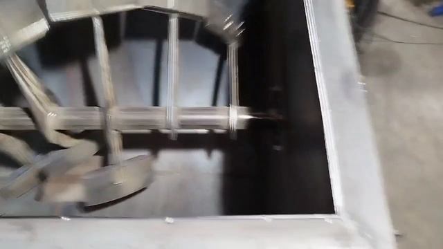 Смеситель горизонтальный "ГС-2000". Промышленный миксер.