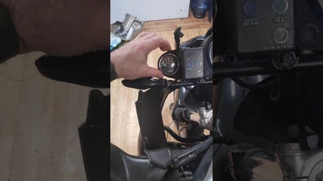 XRV750. Установка (ДУТ) датчика уровня топлива Хонда Африка Твин 750