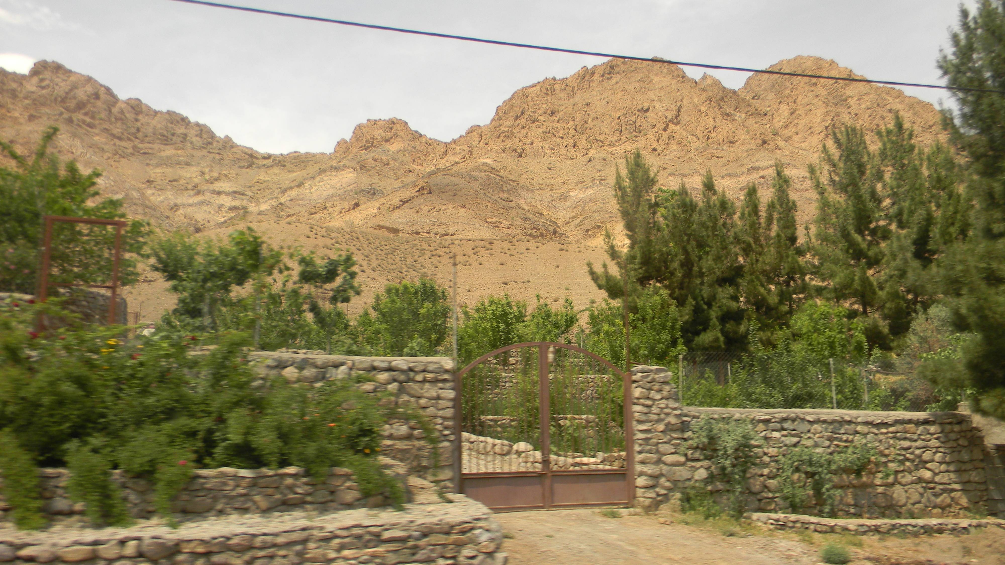 Иран из окна авто. Дороги, пейзажи.