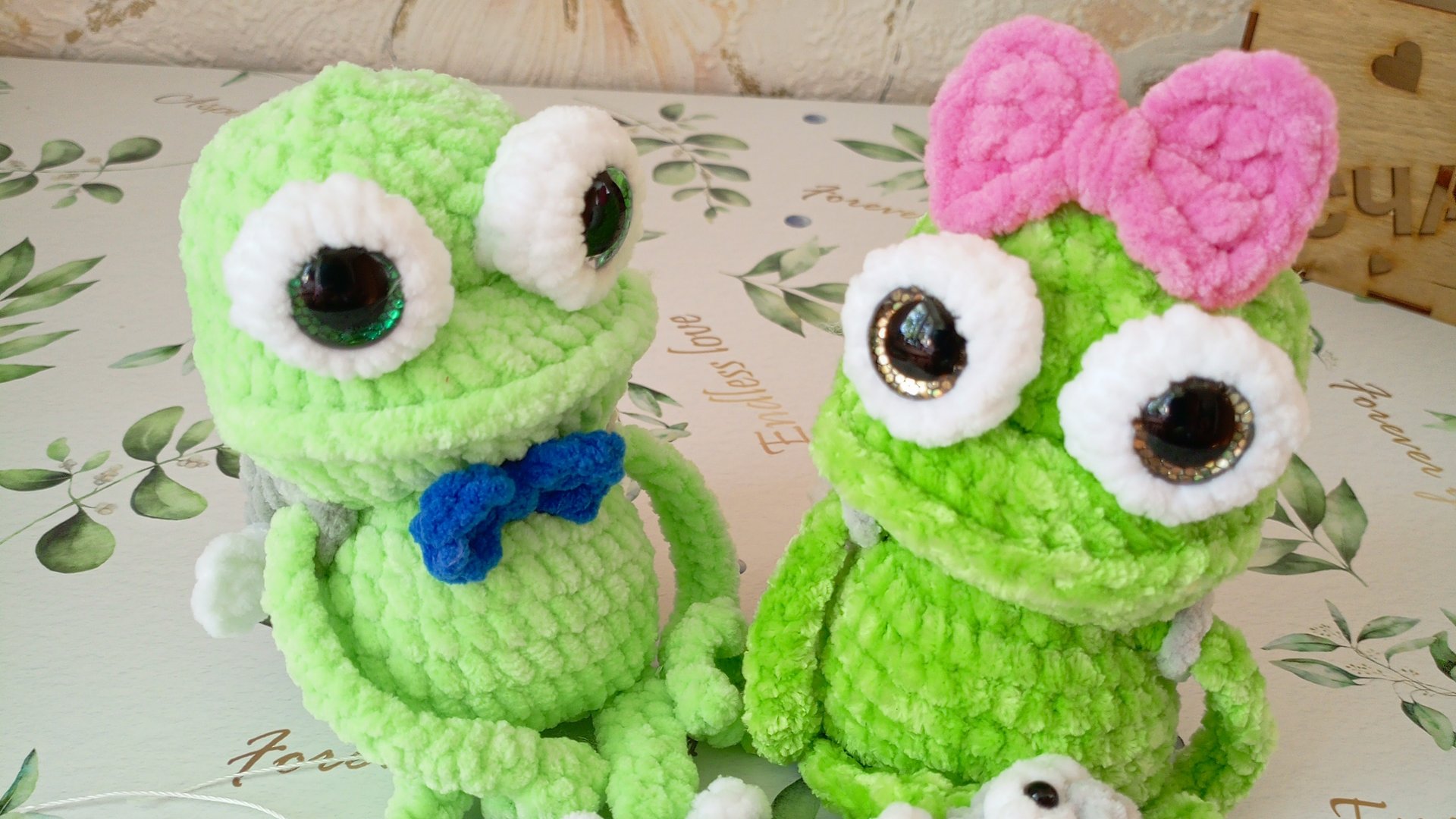 Игра "Цвет и аксессуар". Неделя первая: зеленый и бантик♥️