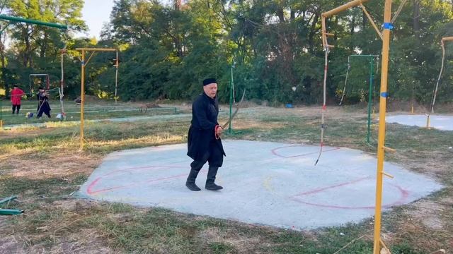 Квалификационные испытания на звание Мастер рубки шашкой первого уровня