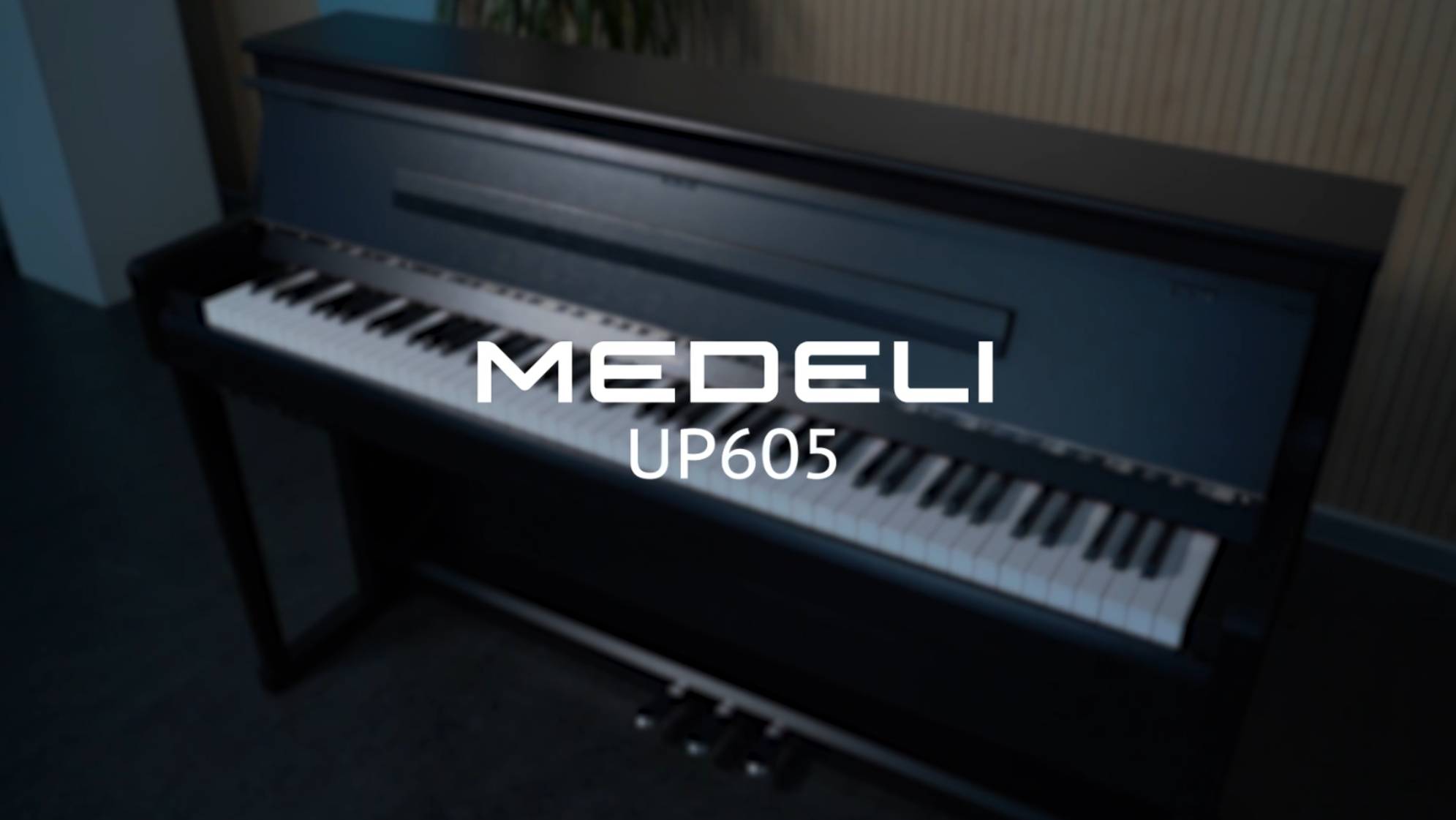 Обзор на цифровое пианино MEDELI UP605