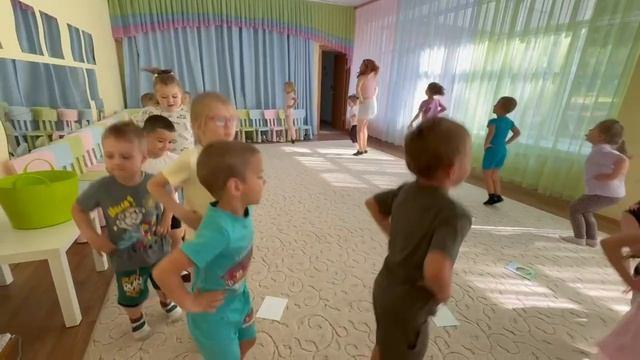 Музыкальная полянка