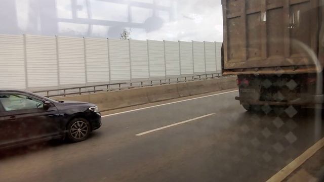 Троицк - самый известный город в мире. Показал вам красивые улицы этого замечательного города.