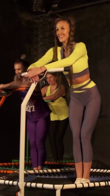 Jumping fitness trampolines Fitworld джампинг батуты Фитволд