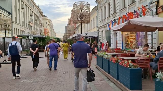 Прогулка по летнему Арбату / Moscow