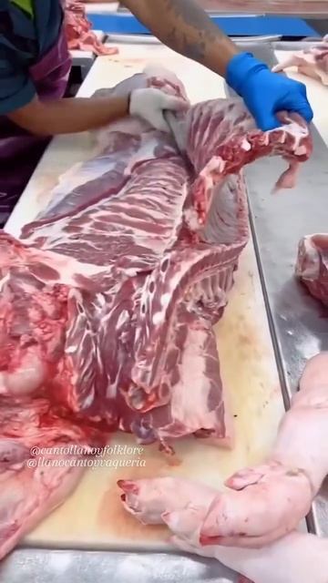 Разделка свиной полутуши.