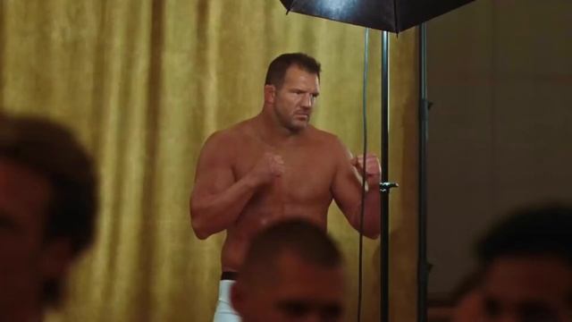 Крушащая машина - Русский трейлер