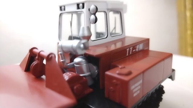 Лесотехнический трактор ТТ-4М.