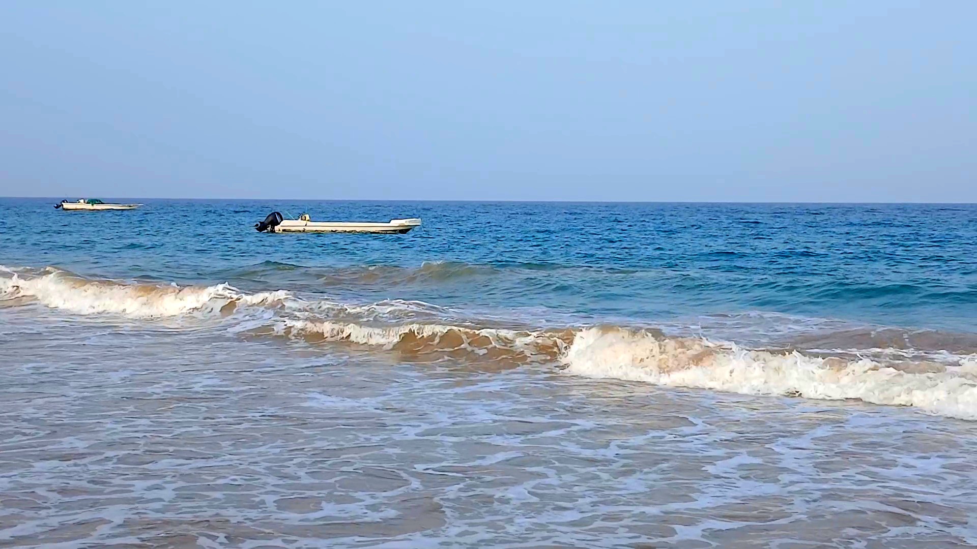 ОМАНСКИЙ ЗАЛИВ. ИНДИЙСКИЙ ОКЕАН. ОАЭ. ФУДЖЕЙРА