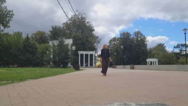 "Печаль" поёт Марина Зорина