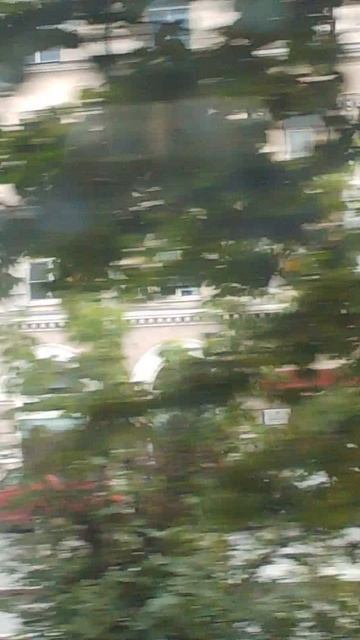 после остановки ВИЗ-бульвар