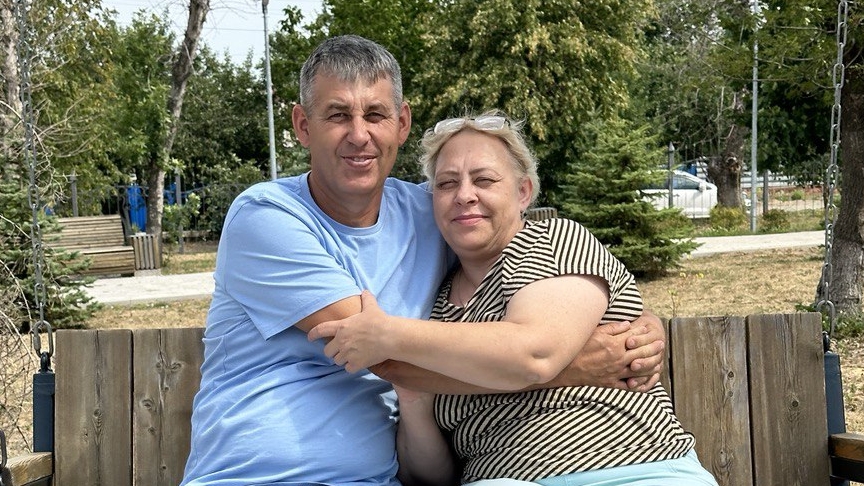 Обзор старенького немного усовершенствованного инкубатора.