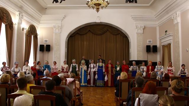 Ансамбль солистов «Русские узоры» - «Трава, моя трава»