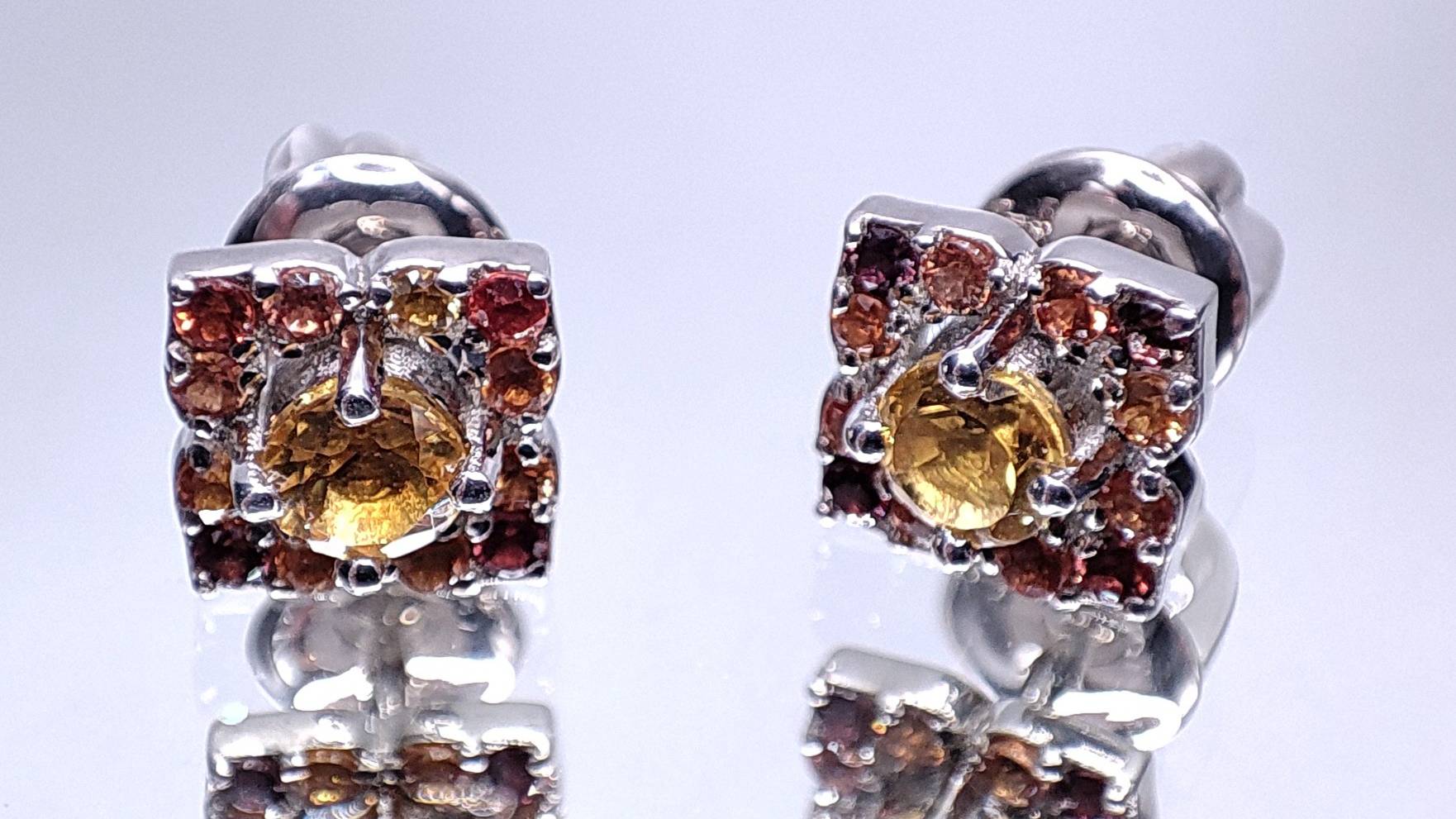 Серьги-пусеты с камнями Цитрин и Сапфир