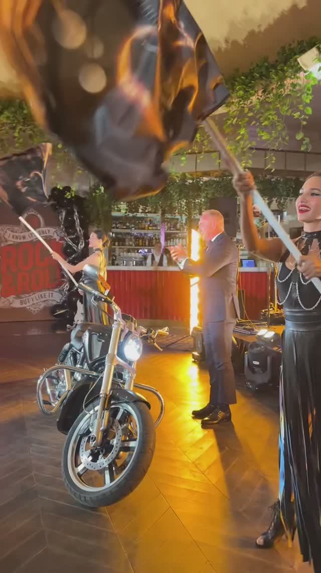 sекс наркотики и рок-н-ролл ;)