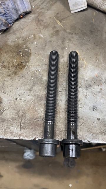 Вытягиваются ли болты ГБЦ?