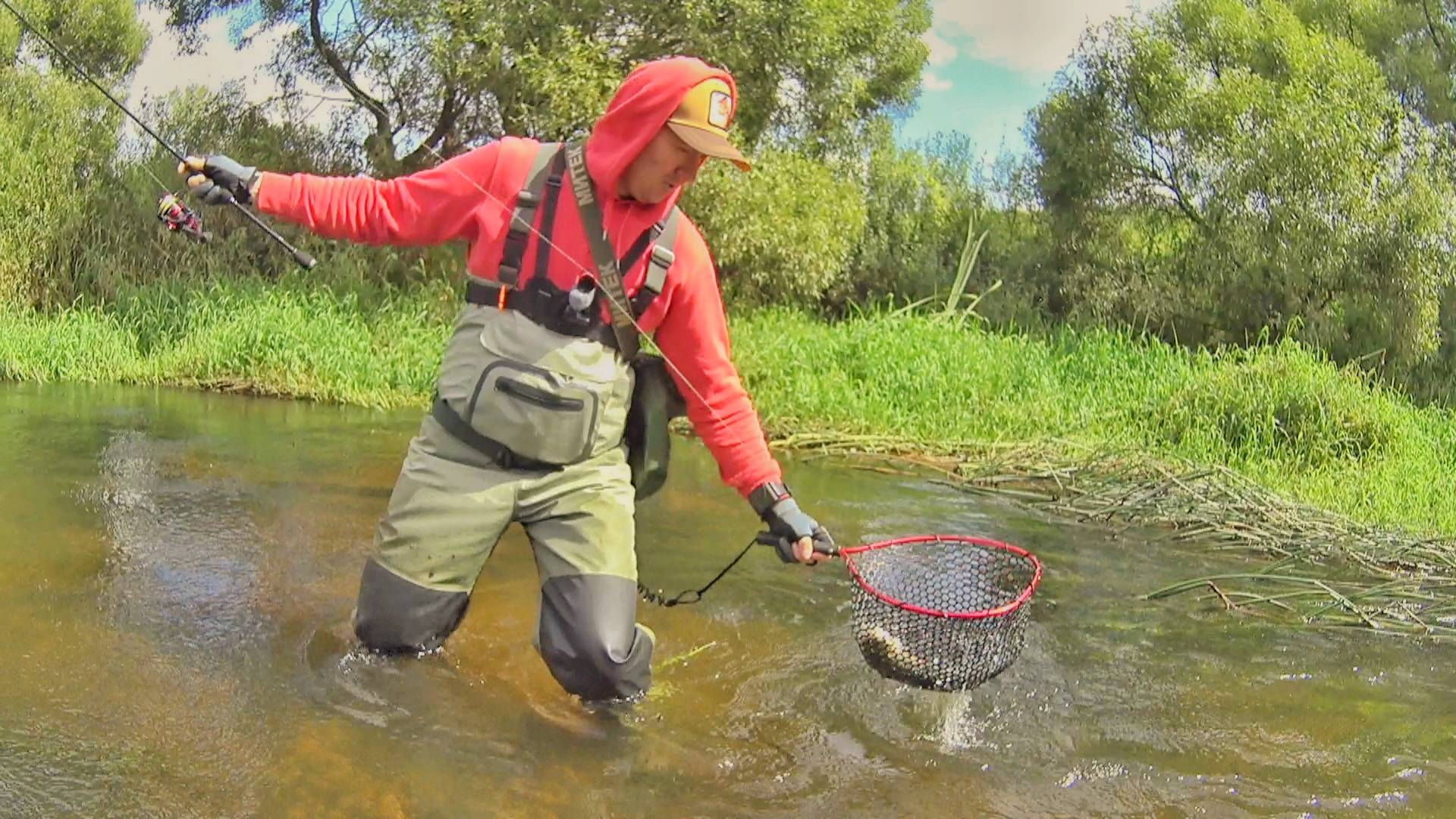 БЫСТРАЯ РЫБАЛКА ИЛИ ПОЛДНЯ НА МАЛОЙ РЕКЕ.
