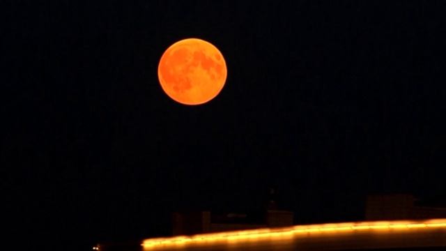 Полнолуние которое наблюдали в Уфе 23 июля 2023 года