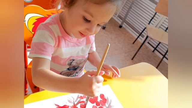 Рябинушка кудрявая ( группа № 5 "Капельки", воспитатель Львова Е.П.)