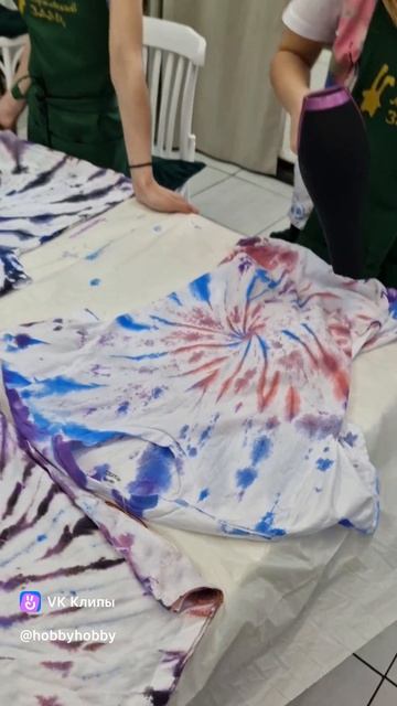 Детский День рождения: мастер-класс по декору ткани в технике тай-дай