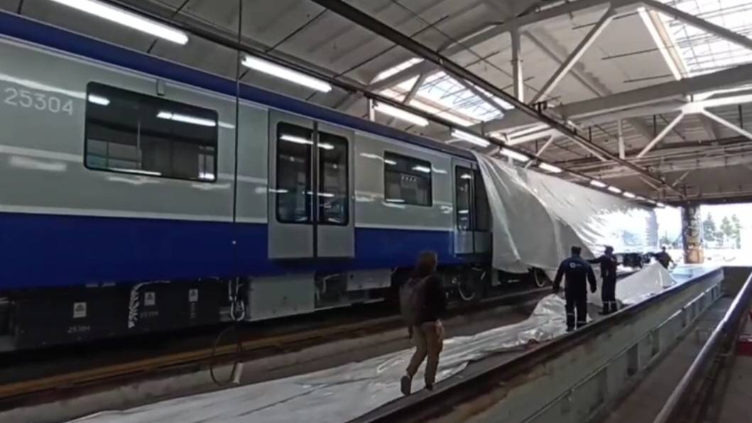 Новый поезд для Новосибирского метрополитена заезжает в депо "Ельцовское"