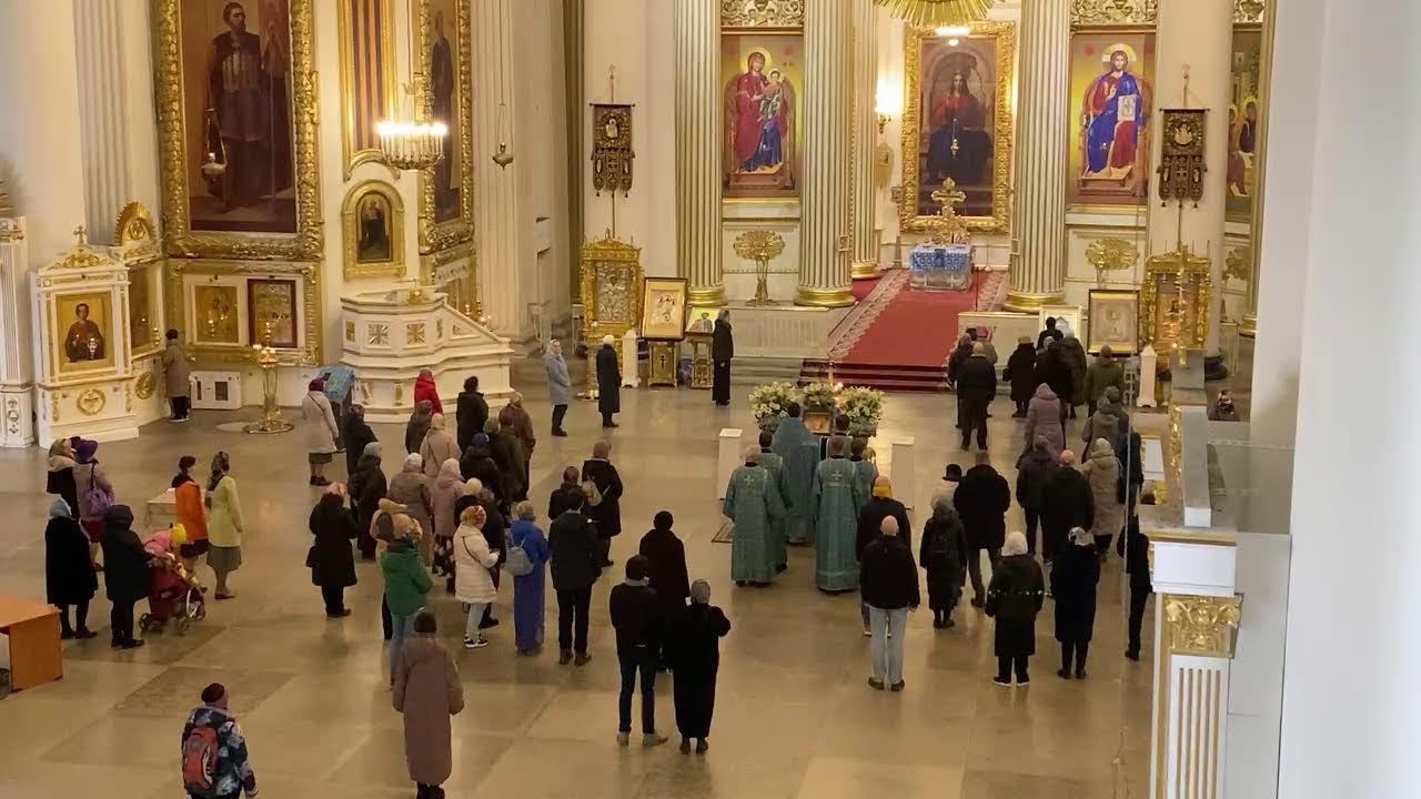 07.04.2025. Ранняя Литургия. Свято-Троицкий Измайловский собор Санкт-Петербурга.