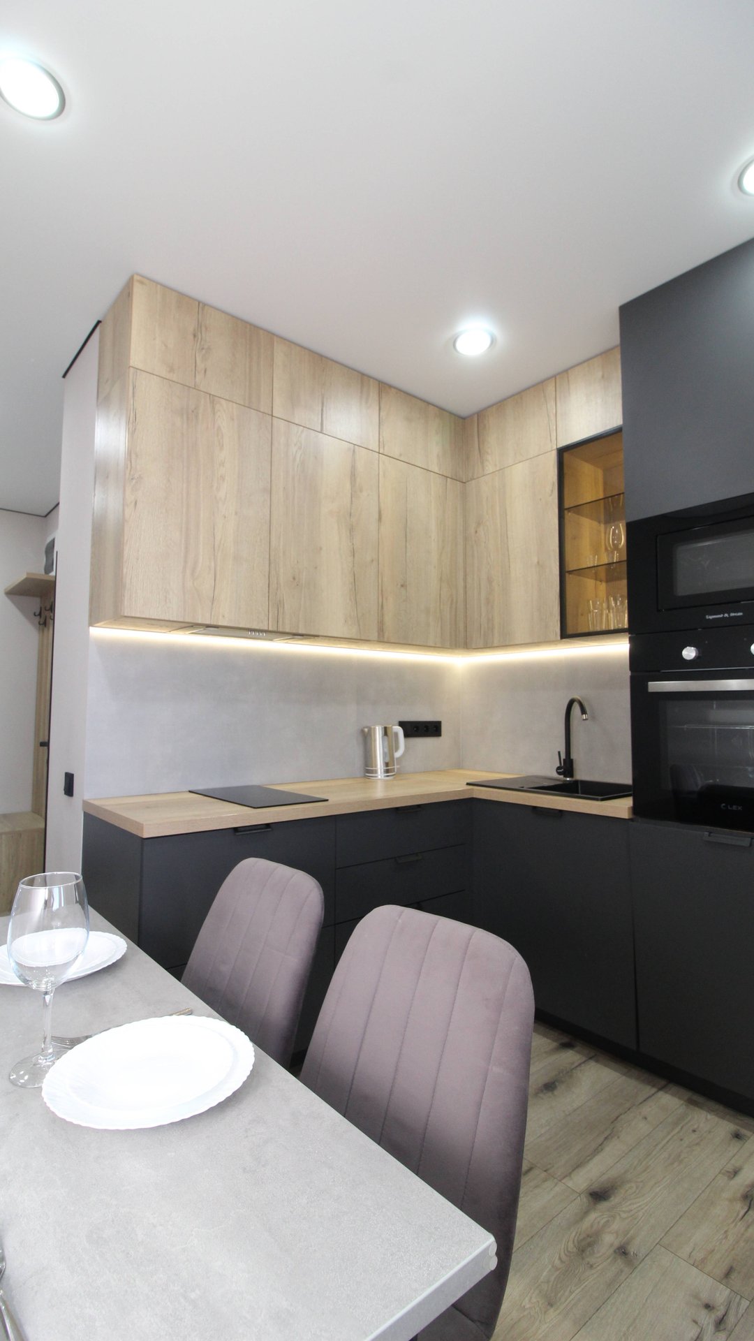 Neoroom, г. Сочи, пгт.Сириус, ул. Акаций 34 к. 5 , Сливовый кв. 127