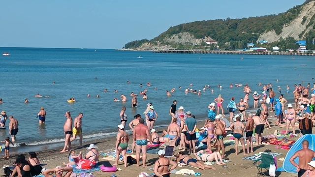Лермонтово море пляж