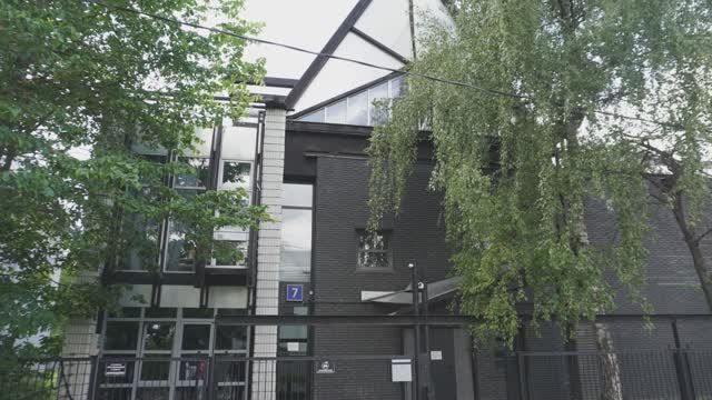 ПОСЕЛОК ХУДОЖНИКОВ  НА СОКОЛЕ: ОАЗИС ЗЕЛЕНИ И ТИШИНЫ