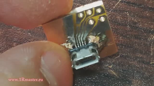Ремонт разъема micro USB колонки jbl Pulse | www.1Rmaster.ru