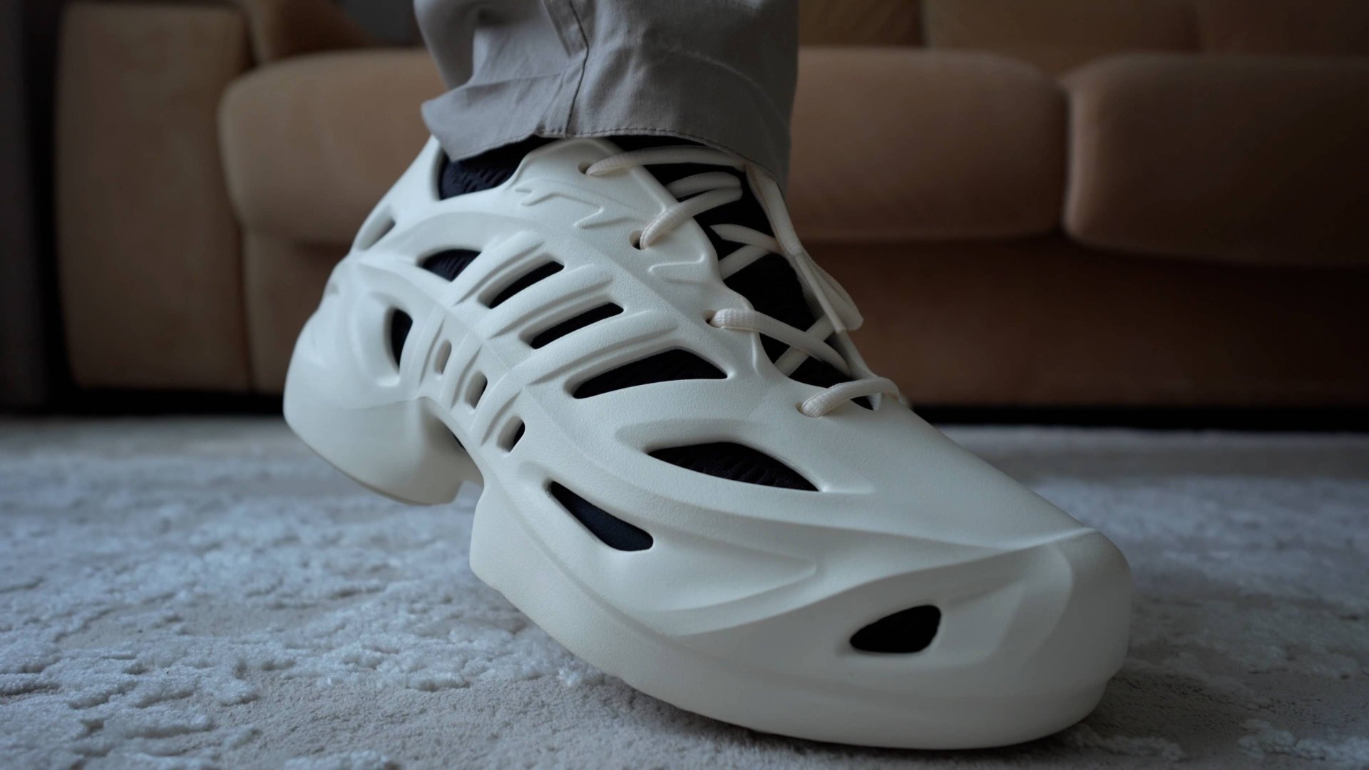 Adidas сделали лучшие кроссовки из пены! Adifom Climacool.