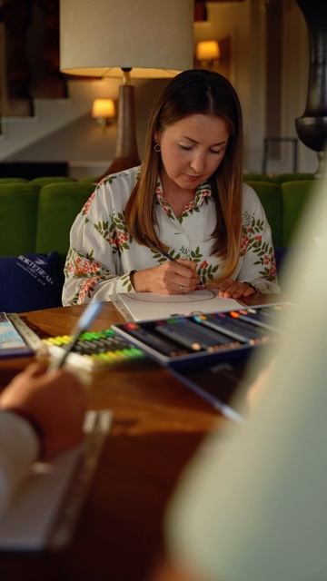 Арт-терапия как инструмент, который помогает понимать себя лучше.