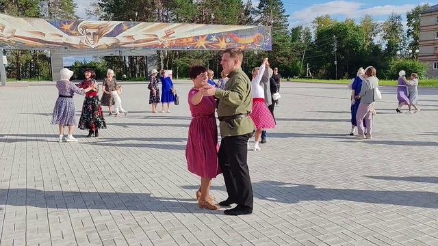 Случайный вальс