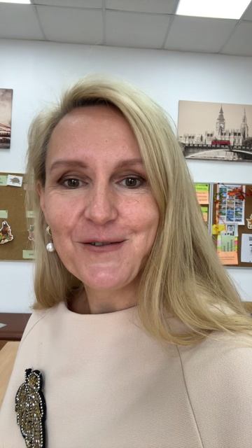 Спасибо детям и учителям, которые выбрали мои песни для исполнения на линейке 1 сентября!