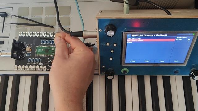 MIDI Trigger со стандартным MIDI выходом
