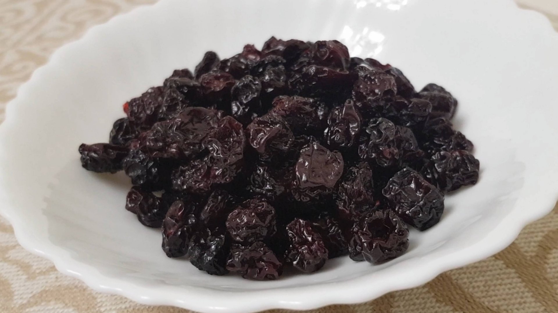 Вяленая вишня.