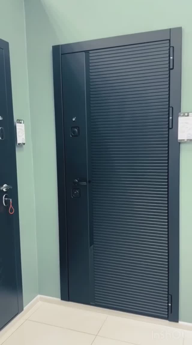 Альфа Зеркало / ПВХ Графит / ПВХ Аляска / Line Door