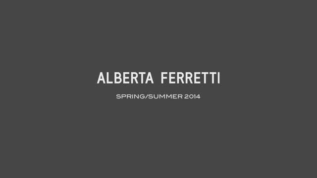 Показ женской коллекции Alberta Ferretti весна-лето 2014
