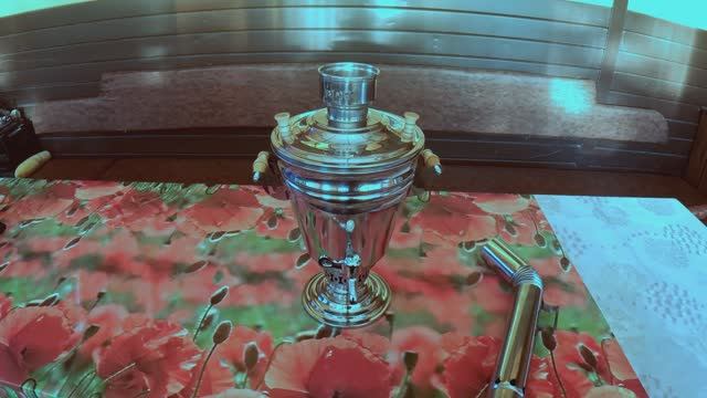 Самовар на дровах, классический жаровой