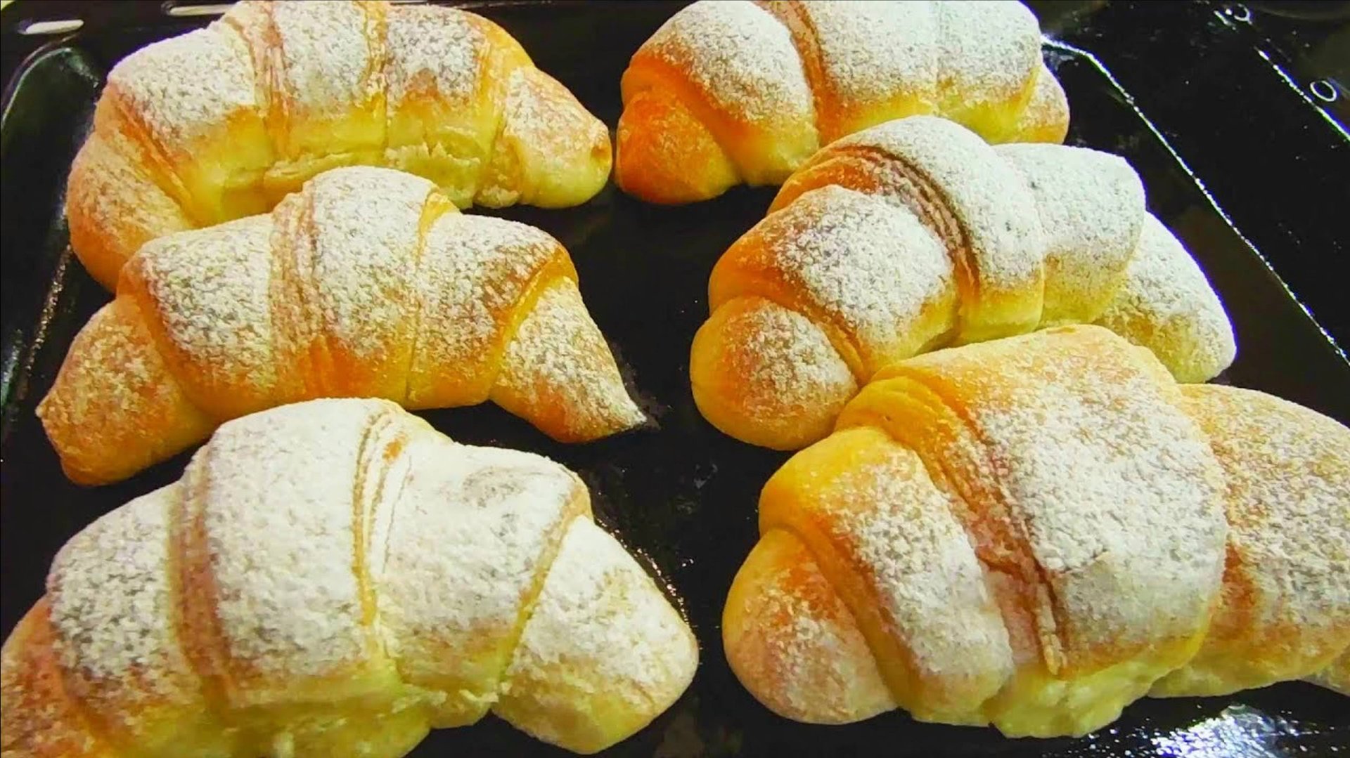 Воздушные Круассаны и быстрый способ дрожжевого слоёного теста