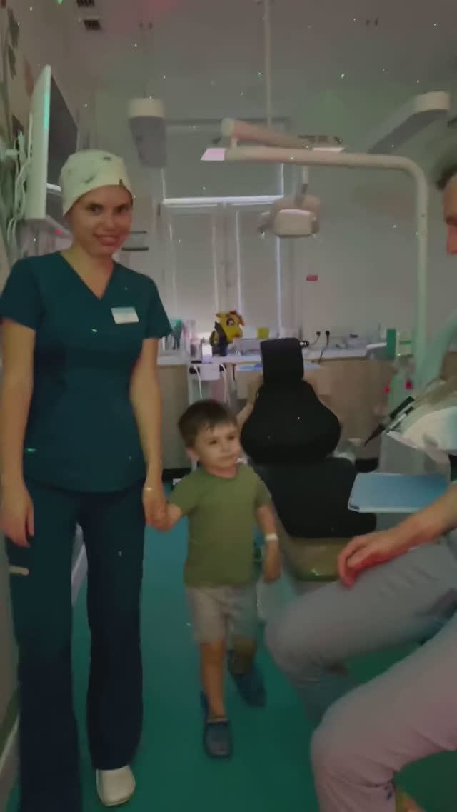 Как восстановить молочные зубы? Консультация у стоматолога