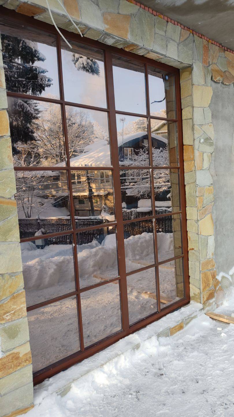 Деревянные окна из сосны для дома | MIZANTIN