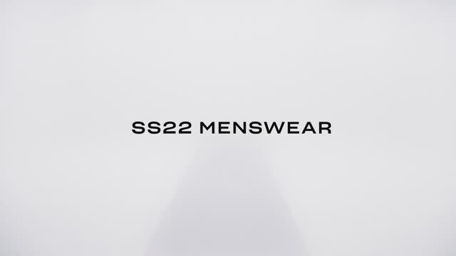 Показ мужской коллекции Roberto Cavalli весна-лето 2022