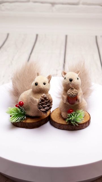 Украшение новогоднее Белка на пеньке, 9 см "Артикул 172965"